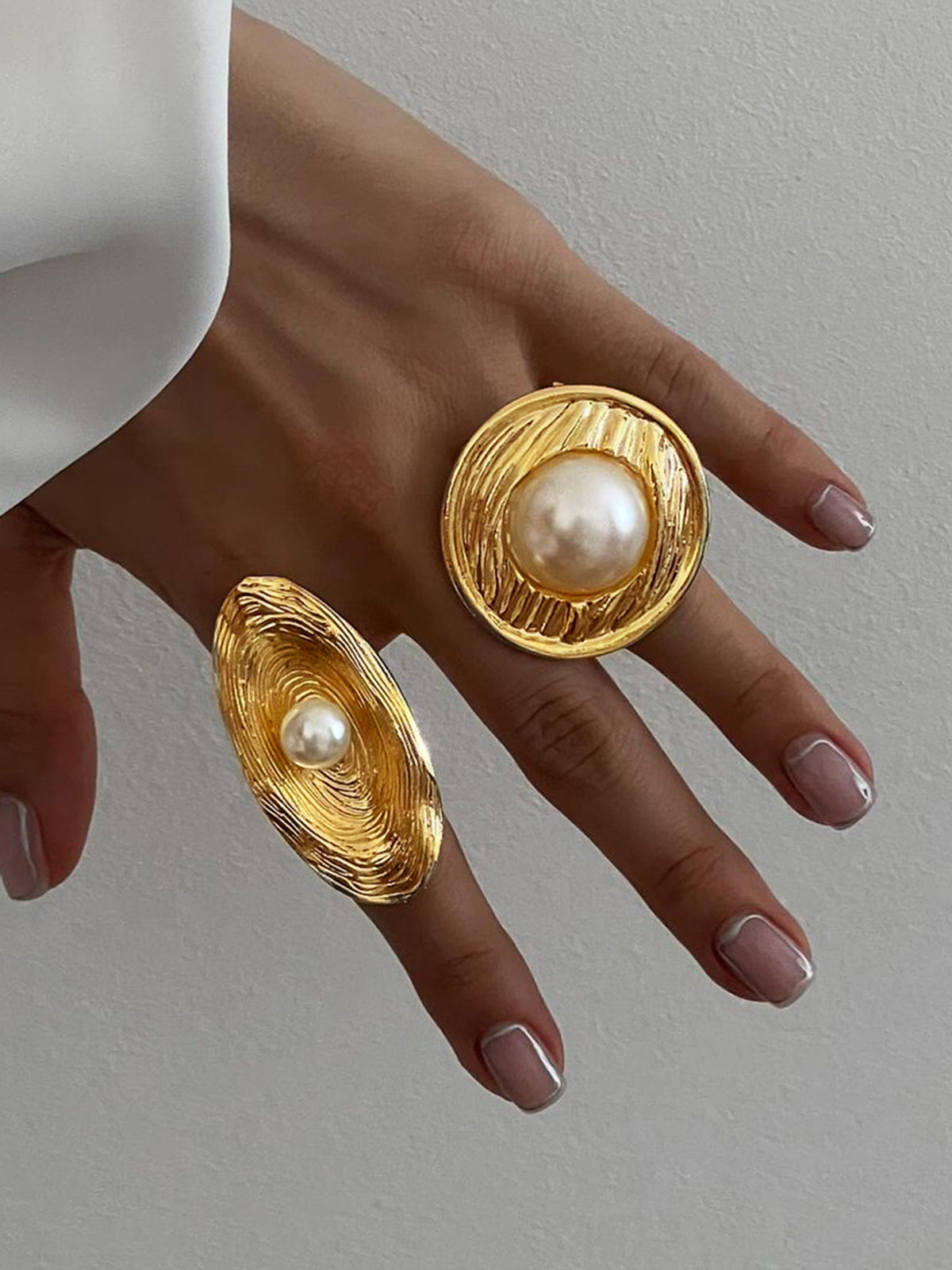 Golden Pearl Ring | COMMENSE