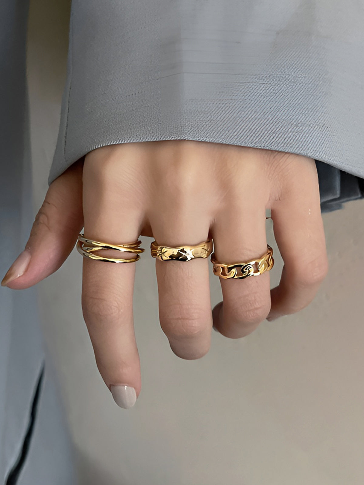 3pcs Golden Tunnel Twisted Hoop Ring | COMMENSE