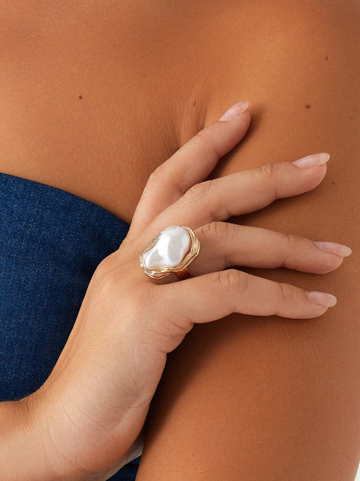 Pearl Shell Ring | COMMENSE