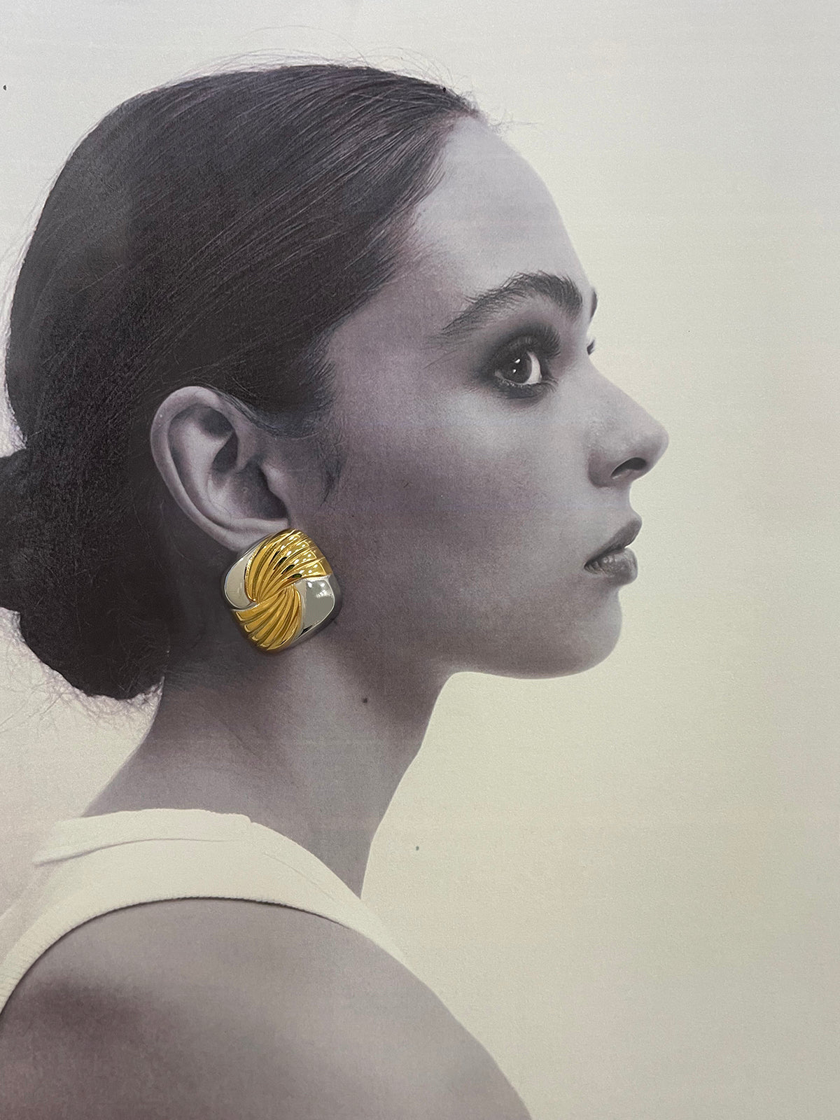 Two Tone Ripple Square Earrings – COMMENSE